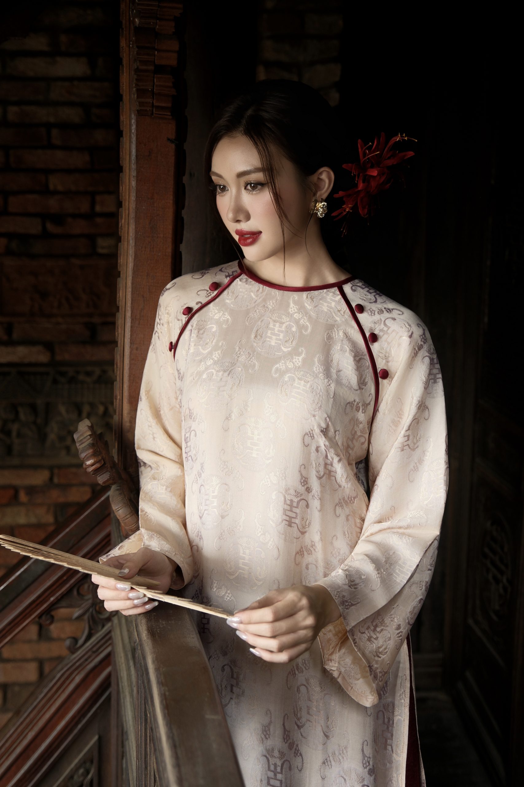 Áo dài tơ tằm Vân Chi (chưa gồm quần) – The Kat | Cửa hàng thời trang ...